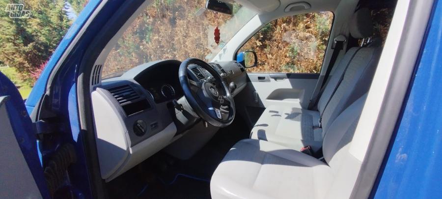 Zils Volkswagen Transporter 2011 Viļņa, ar dzinēja tilpumu 2.00 L un nobraukumu 301 tūkst. km par 7500 €, foto 6 vietnē AUTOMOTO.COM.LV