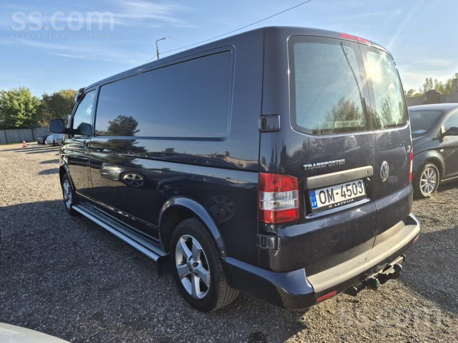 Zils Volkswagen Transporter 2011 Daugavpils, ar dzinēja tilpumu 2.00 L un nobraukumu 0 tūkst. km par 7950 €, foto 5 vietnē AUTOMOTO.COM.LV