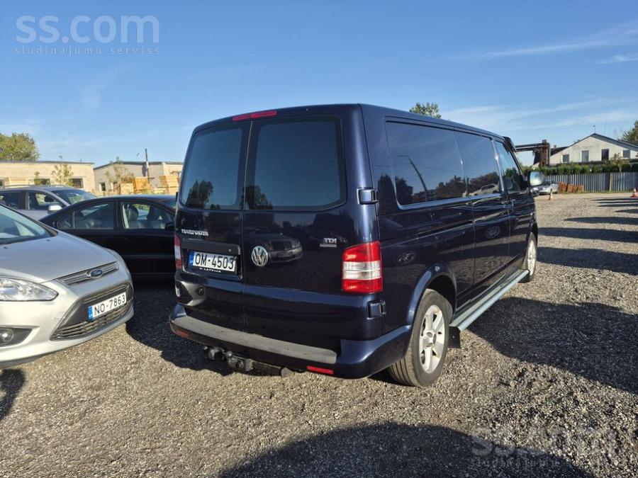 Zils Volkswagen Transporter 2011 Daugavpils, ar dzinēja tilpumu 2.00 L un nobraukumu 0 tūkst. km par 7950 €, foto 6 vietnē AUTOMOTO.COM.LV