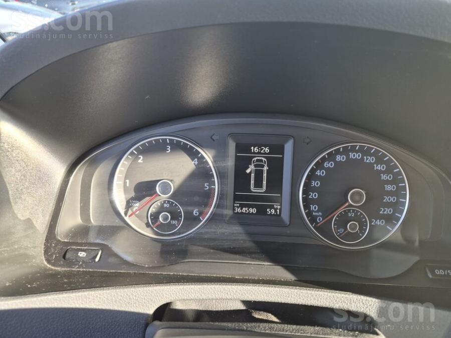 Zils Volkswagen Transporter 2011 Daugavpils, ar dzinēja tilpumu 2.00 L un nobraukumu 0 tūkst. km par 7950 €, foto 9 vietnē AUTOMOTO.COM.LV