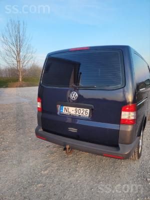 Zils Volkswagen Transporter 2013 Tukums, ar dzinēja tilpumu 2.00 L un nobraukumu 299 tūkst. km par 9200 €, foto 9 vietnē AUTOMOTO.COM.LV