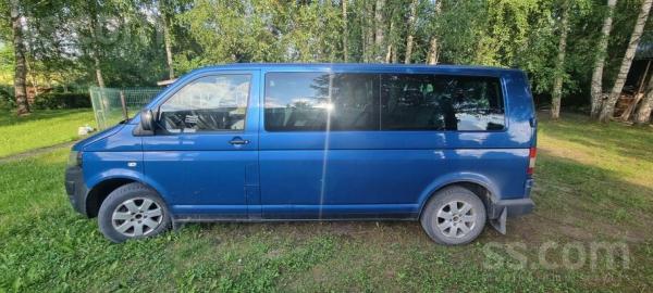 Zils Volkswagen Transporter 2013 Kuldīga, ar dzinēja tilpumu 2.00 L un nobraukumu 312 tūkst. km par 8500 €, foto 1 vietnē AUTOMOTO.COM.LV