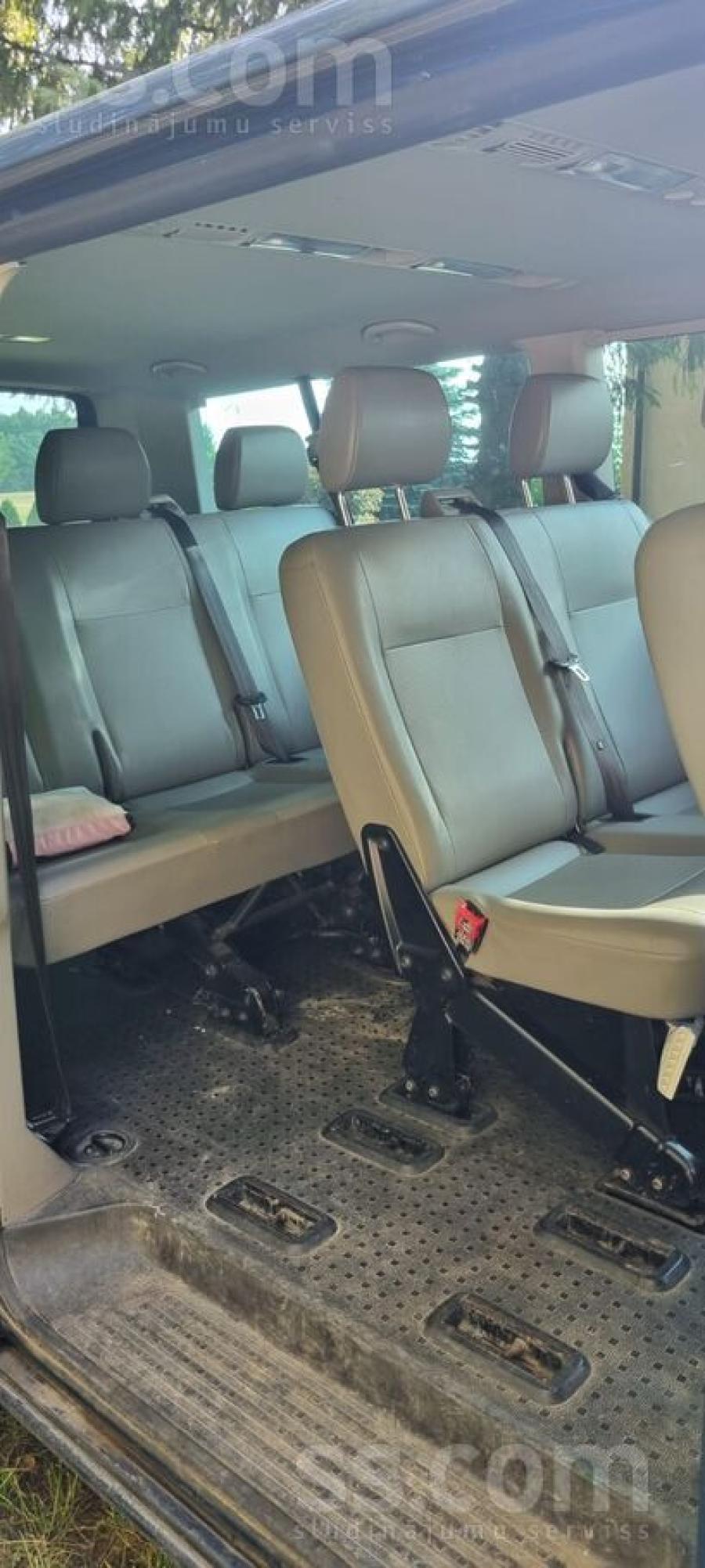Zils Volkswagen Transporter 2013 Kuldīga, ar dzinēja tilpumu 2.00 L un nobraukumu 312 tūkst. km par 8500 €, foto 5 vietnē AUTOMOTO.COM.LV