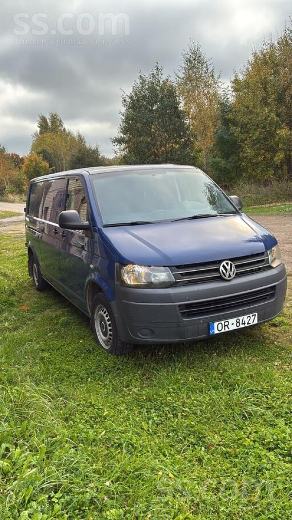Blue Volkswagen Transporter 2013 in Limbazi, with an engine capacity of 2.00 L and mileage of 250 thousand km for 5700 €, photo 10 on AUTOMOTO.COM.LV