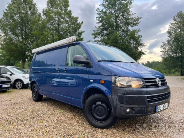 Zils Volkswagen Transporter 2014 Kuldīga, ar dzinēja tilpumu 2.00 L un nobraukumu 187 tūkst. km par 11990 €, foto 1 vietnē AUTOMOTO.COM.LV