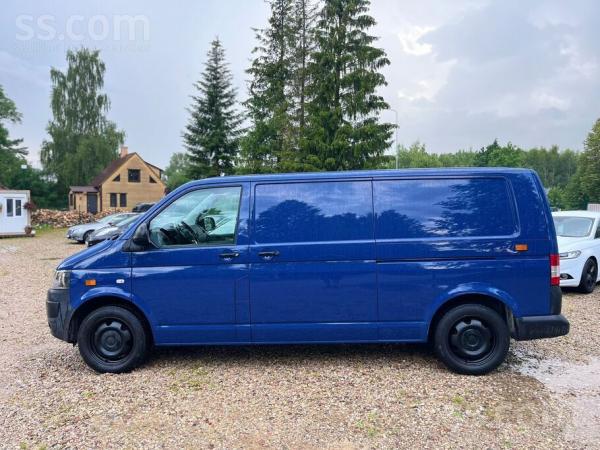 Zils Volkswagen Transporter 2014 Kuldīga, ar dzinēja tilpumu 2.00 L un nobraukumu 187 tūkst. km par 11990 €, foto 6 vietnē AUTOMOTO.COM.LV