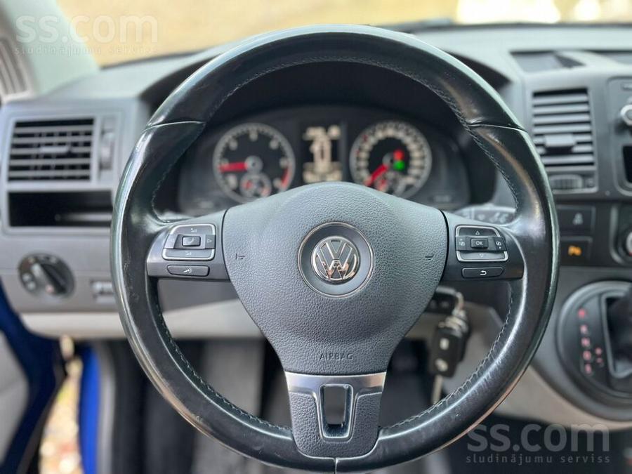 Zils Volkswagen Transporter 2014 Kuldīga, ar dzinēja tilpumu 2.00 L un nobraukumu 187 tūkst. km par 11990 €, foto 15 vietnē AUTOMOTO.COM.LV