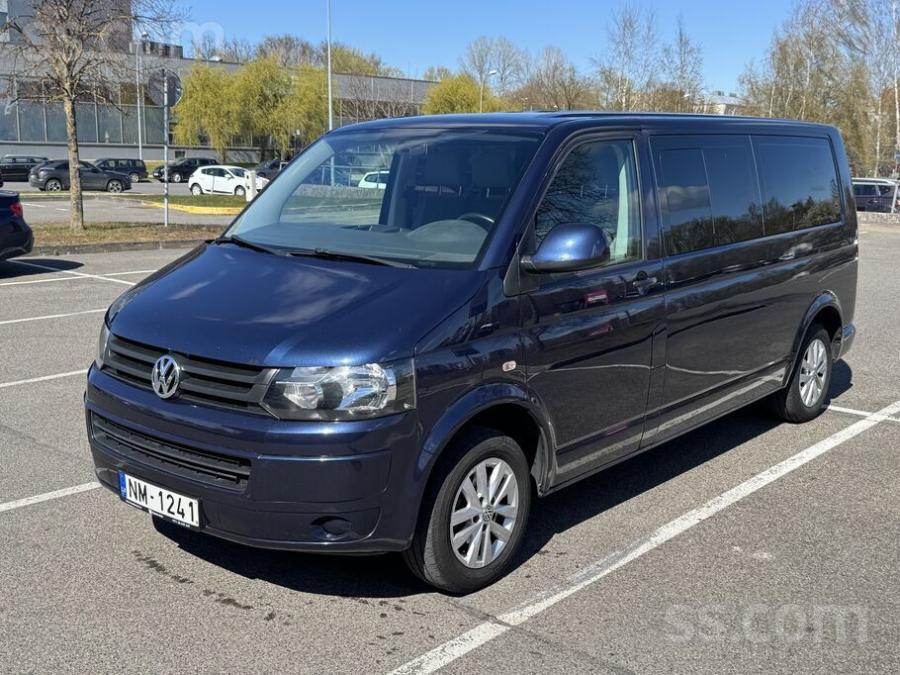 Zils Volkswagen Transporter 2014 Rīga, ar dzinēja tilpumu 2.00 L un nobraukumu 208 tūkst. km par 11900 €, foto 1 vietnē AUTOMOTO.COM.LV