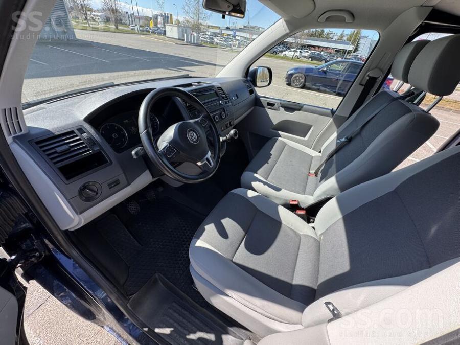 Zils Volkswagen Transporter 2014 Rīga, ar dzinēja tilpumu 2.00 L un nobraukumu 208 tūkst. km par 11900 €, foto 11 vietnē AUTOMOTO.COM.LV