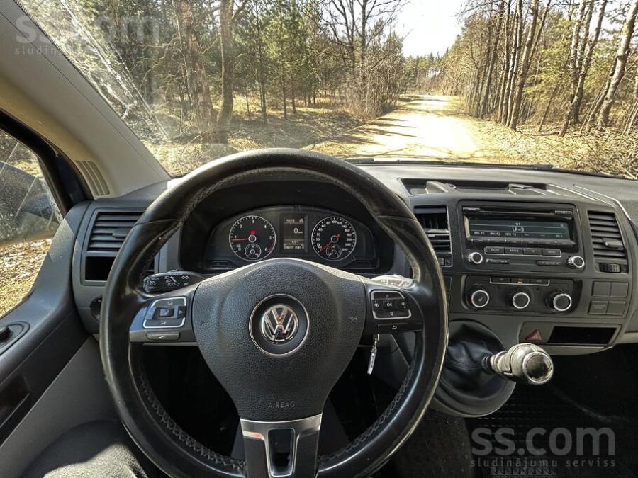 Zils Volkswagen Transporter 2015 Rīga, ar dzinēja tilpumu 2.00 L un nobraukumu 228 tūkst. km par 8500 €, foto 21 vietnē AUTOMOTO.COM.LV