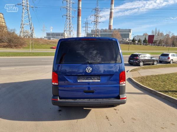 Blue Volkswagen Transporter 2020 in Kaunas, with an engine capacity of 2.00 L and mileage of 186 thousand km for 18490 €, photo 9 on AUTOMOTO.COM.LV