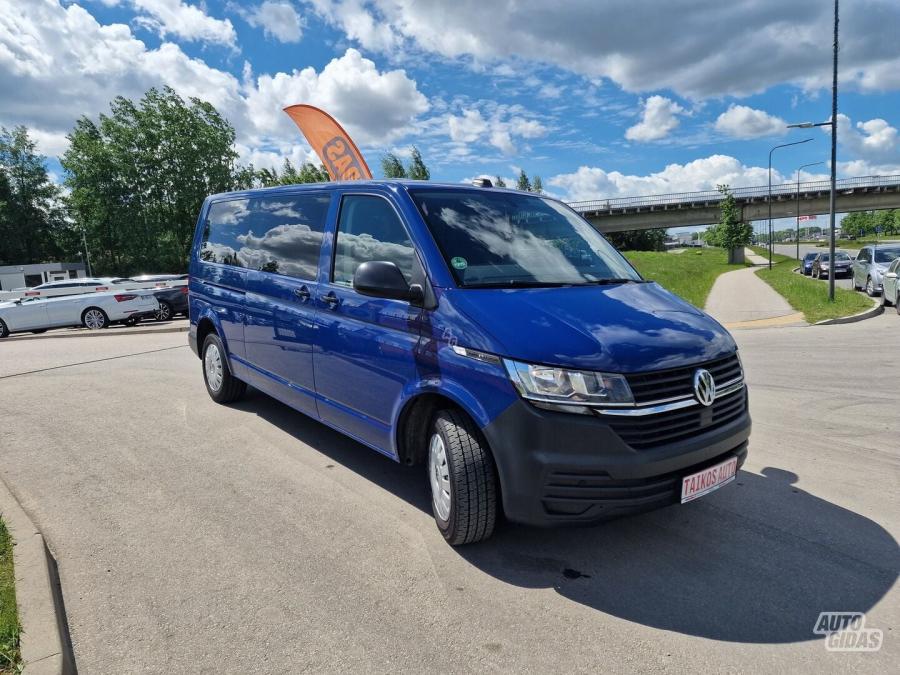 Blue Volkswagen Transporter 2020 in Kaunas, with an engine capacity of 2.00 L and mileage of 186 thousand km for 17750 €, photo 4 on AUTOMOTO.COM.LV