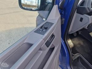 Blue Volkswagen Transporter 2020 in Kaunas, with an engine capacity of 2.00 L and mileage of 186 thousand km for 17750 €, photo 15 on AUTOMOTO.COM.LV