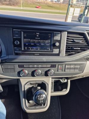 Blue Volkswagen Transporter 2020 in Kaunas, with an engine capacity of 2.00 L and mileage of 186 thousand km for 17750 €, photo 21 on AUTOMOTO.COM.LV