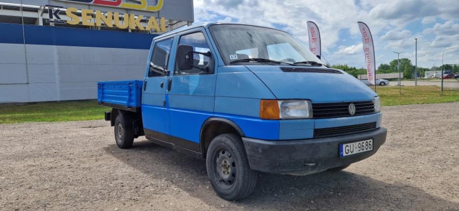 Blue Volkswagen Transporter 1993 in Riga, with an engine capacity of 2.40 L and mileage of 506 thousand km for 2150 €, photo 26 on AUTOMOTO.COM.LV