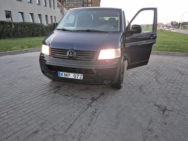 Zils Volkswagen Transporter 2005 Kauņa, ar dzinēja tilpumu 1.90 L un nobraukumu 450 tūkst. km par 5500 €, foto 1 vietnē AUTOMOTO.COM.LV