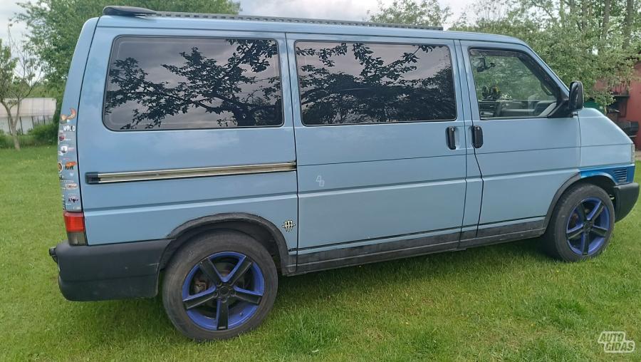 Zils Volkswagen Transporter 2006 Viļņa, ar dzinēja tilpumu 2.50 L un nobraukumu 500 tūkst. km par 2700 €, foto 9 vietnē AUTOMOTO.COM.LV