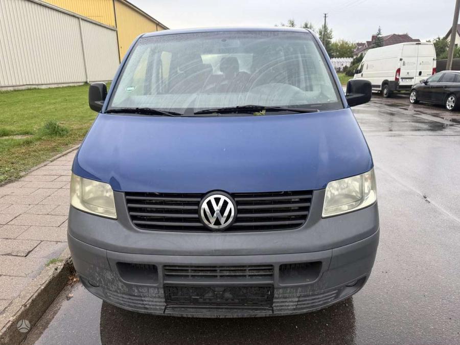 Blue Volkswagen Transporter 2006 in Vilnius, with an engine capacity of 2.50 L and mileage of 450 thousand km for 2400 €, photo 3 on AUTOMOTO.COM.LV