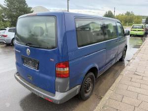 Blue Volkswagen Transporter 2006 in Vilnius, with an engine capacity of 2.50 L and mileage of 450 thousand km for 2400 €, photo 7 on AUTOMOTO.COM.LV