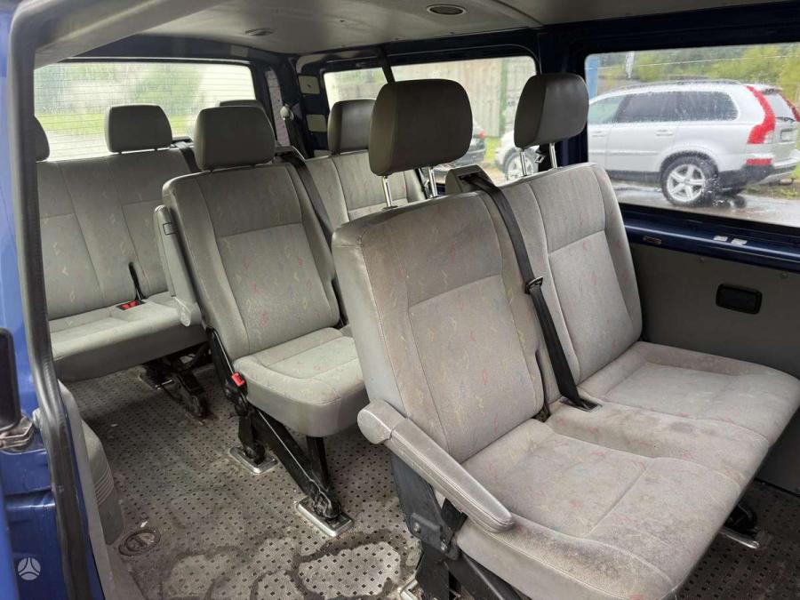 Blue Volkswagen Transporter 2006 in Vilnius, with an engine capacity of 2.50 L and mileage of 450 thousand km for 2400 €, photo 11 on AUTOMOTO.COM.LV