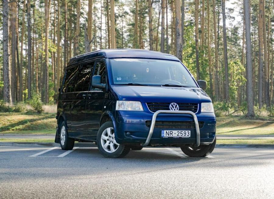 Zils Volkswagen Transporter 2007 Rīga, ar dzinēja tilpumu 2.50 L un nobraukumu 331 tūkst. km par 3896 €, foto 2 vietnē AUTOMOTO.COM.LV