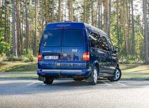 Zils Volkswagen Transporter 2007 Rīga, ar dzinēja tilpumu 2.50 L un nobraukumu 331 tūkst. km par 3896 €, foto 5 vietnē AUTOMOTO.COM.LV