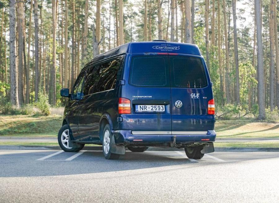 Zils Volkswagen Transporter 2007 Rīga, ar dzinēja tilpumu 2.50 L un nobraukumu 331 tūkst. km par 3896 €, foto 7 vietnē AUTOMOTO.COM.LV