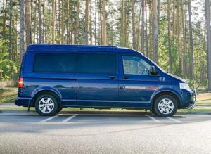 Zils Volkswagen Transporter 2007 Rīga, ar dzinēja tilpumu 2.50 L un nobraukumu 331 tūkst. km par 3896 €, foto 8 vietnē AUTOMOTO.COM.LV