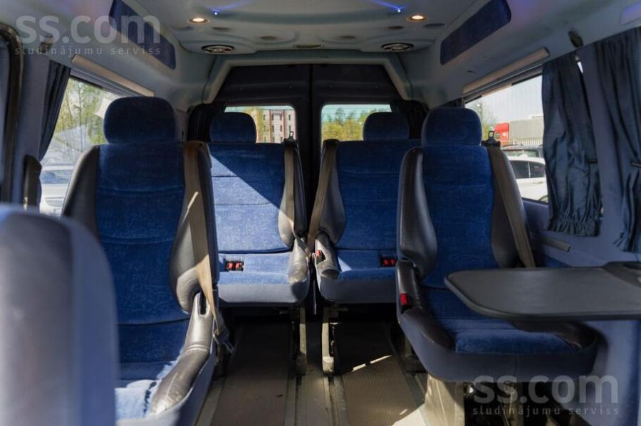 Zils Volkswagen Transporter 2010 Rīga, ar dzinēja tilpumu 2.50 L un nobraukumu 0 tūkst. km par 2500 €, foto 19 vietnē AUTOMOTO.COM.LV