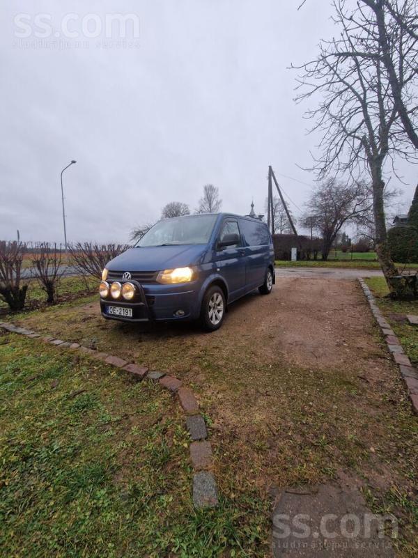 Zils Volkswagen Transporter 2012 Valmiera, ar dzinēja tilpumu 2.00 L un nobraukumu 430 tūkst. km par 7200 €, foto 7 vietnē AUTOMOTO.COM.LV