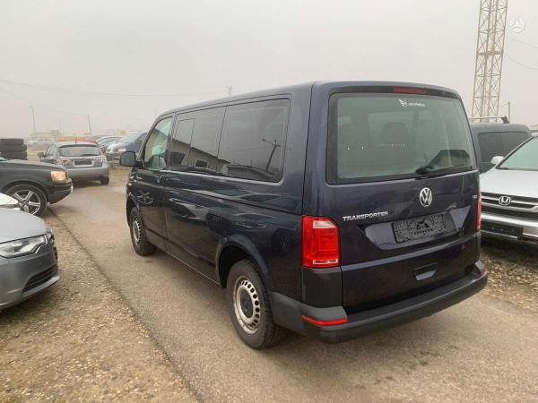 Zils Volkswagen Transporter 2017 Viļņa, ar dzinēja tilpumu 1.97 L un nobraukumu 335 tūkst. km par 12250 €, foto 3 vietnē AUTOMOTO.COM.LV