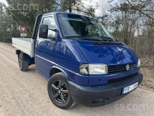 Zils Volkswagen Transporter 2003 Ludza, ar dzinēja tilpumu 2.50 L un nobraukumu 335 tūkst. km par 4650 €, foto 2 vietnē AUTOMOTO.COM.LV