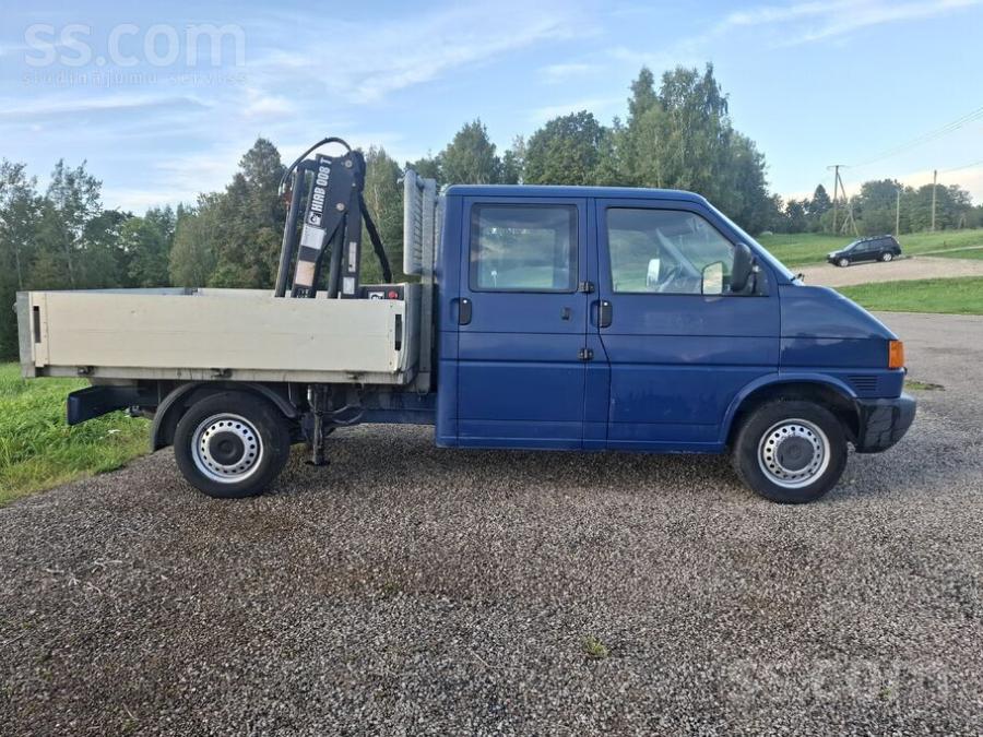 Zils Volkswagen Transporter 2003 Rēzekne, ar dzinēja tilpumu 2.50 L un nobraukumu 216 tūkst. km par 5500 €, foto 3 vietnē AUTOMOTO.COM.LV