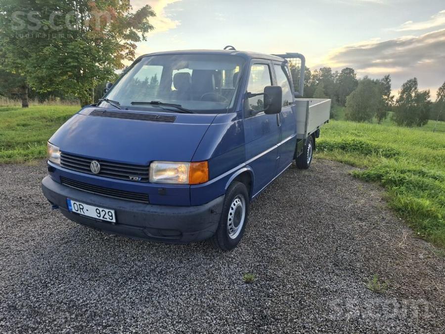 Zils Volkswagen Transporter 2003 Rēzekne, ar dzinēja tilpumu 2.50 L un nobraukumu 216 tūkst. km par 5500 €, foto 4 vietnē AUTOMOTO.COM.LV