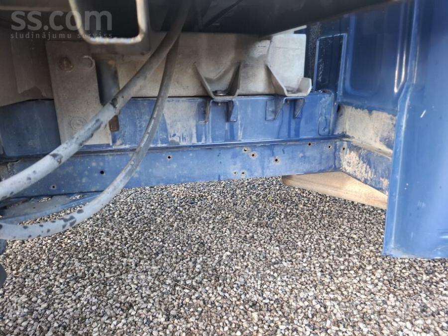 Zils Volkswagen Transporter 2003 Rēzekne, ar dzinēja tilpumu 2.50 L un nobraukumu 216 tūkst. km par 5500 €, foto 10 vietnē AUTOMOTO.COM.LV
