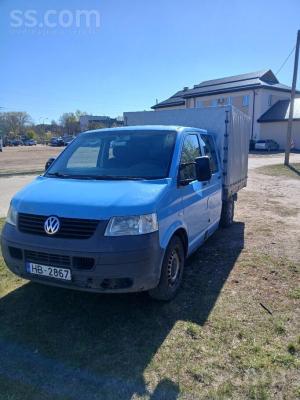 Zils Volkswagen Transporter 2004 Daugavpils, ar dzinēja tilpumu 2.00 L un nobraukumu 360 tūkst. km par 2900 €, foto  vietnē AUTOMOTO.COM.LV