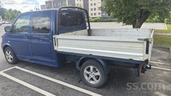 Zils Volkswagen Transporter 2004 Rīga, ar dzinēja tilpumu 1.90 L un nobraukumu 643 tūkst. km par 2500 €, foto 5 vietnē AUTOMOTO.COM.LV
