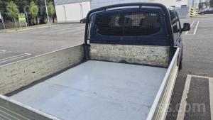 Blue Volkswagen Transporter 2004 in Riga, with an engine capacity of 1.90 L and mileage of 643 thousand km for 2500 €, photo 7 on AUTOMOTO.COM.LV