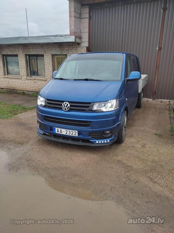 Blue Volkswagen Transporter 2010 in Riga, with an engine capacity of 2.00 L and mileage of 310 thousand km for 16000 €, photo 1 on AUTOMOTO.COM.LV