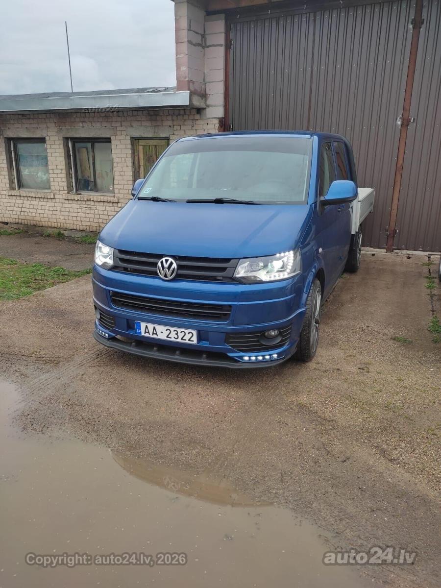 Blue Volkswagen Transporter 2010 in Riga, with an engine capacity of 2.00 L and mileage of 310 thousand km for 16000 €, photo 1 on AUTOMOTO.COM.LV