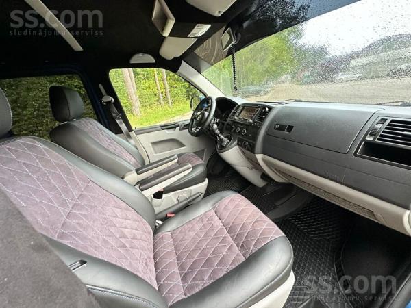 Zils Volkswagen Transporter 2010 Rīga, ar dzinēja tilpumu 2.00 L un nobraukumu 310 tūkst. km par 15500 €, foto 8 vietnē AUTOMOTO.COM.LV