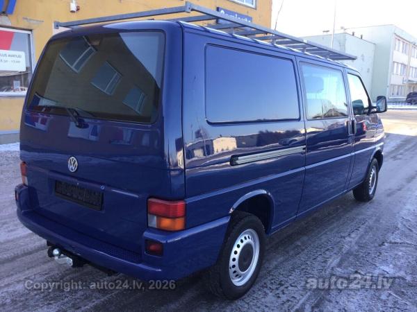 Blue Volkswagen Transporter 2000 in Voru, with an engine capacity of 2.50 L and mileage of 270 thousand km for 9990 €, photo 3 on AUTOMOTO.COM.LV