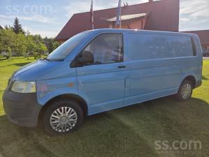 Blue Volkswagen Transporter 2006 in Tukums, with an engine capacity of 2.50 L and mileage of 336 thousand km for 3999 €, photo 5 on AUTOMOTO.COM.LV