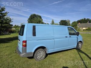 Zils Volkswagen Transporter 2006 Tukums, ar dzinēja tilpumu 2.50 L un nobraukumu 336 tūkst. km par 2700 €, foto 4 vietnē AUTOMOTO.COM.LV