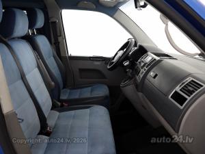Blue Volkswagen Transporter 2009 in Tallinn, with an engine capacity of 2.50 L and mileage of 368 thousand km for 2999 €, photo 7 on AUTOMOTO.COM.LV