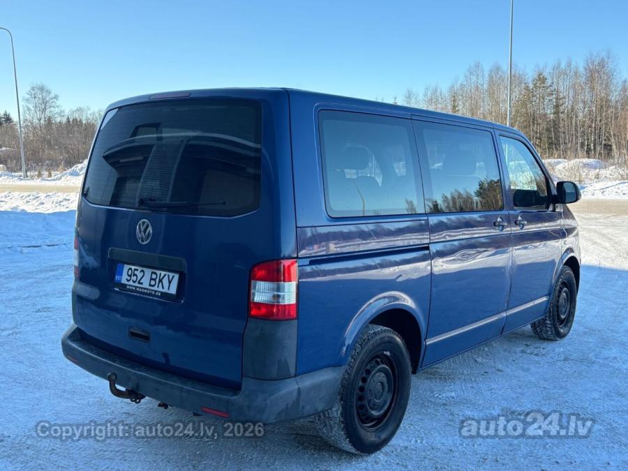 Blue Volkswagen Transporter 2010 in Rapla, with an engine capacity of 2.00 L and mileage of 476 thousand km for 5500 €, photo 8 on AUTOMOTO.COM.LV