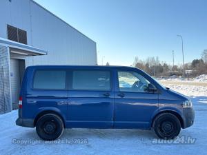 Zils Volkswagen Transporter 2010 Rapla, ar dzinēja tilpumu 2.00 L un nobraukumu 0 tūkst. km par 4500 €, foto 6 vietnē AUTOMOTO.COM.LV