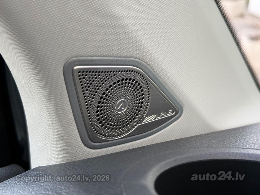 Blue Volkswagen Transporter 2023 in Tartu, with an engine capacity of 2.00 L and mileage of 32 thousand km for 41900 €, photo 16 on AUTOMOTO.COM.LV