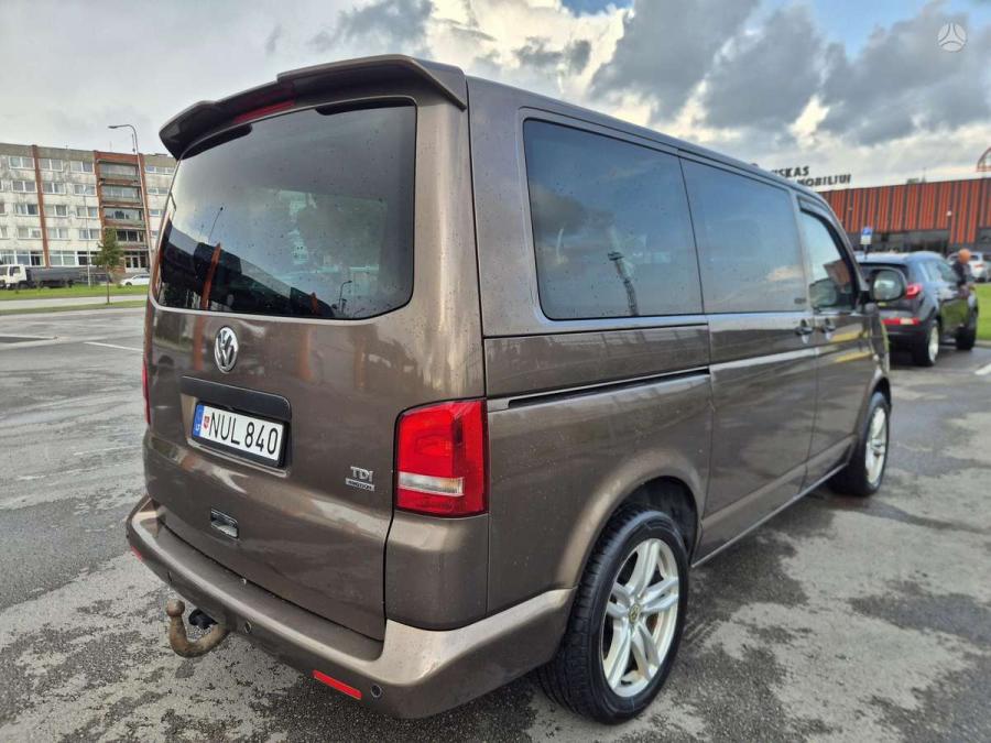 Brown Volkswagen Transporter 2011 in Siauliai, with an engine capacity of 1.97 L and mileage of 359 thousand km for 9300 €, photo 4 on AUTOMOTO.COM.LV