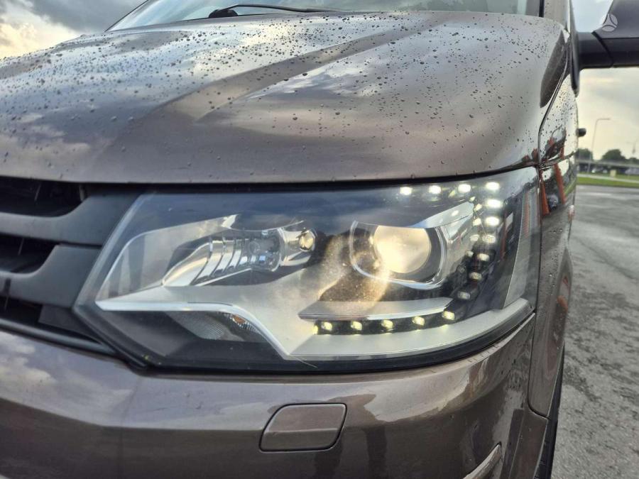 Brown Volkswagen Transporter 2011 in Siauliai, with an engine capacity of 1.97 L and mileage of 359 thousand km for 9300 €, photo 7 on AUTOMOTO.COM.LV